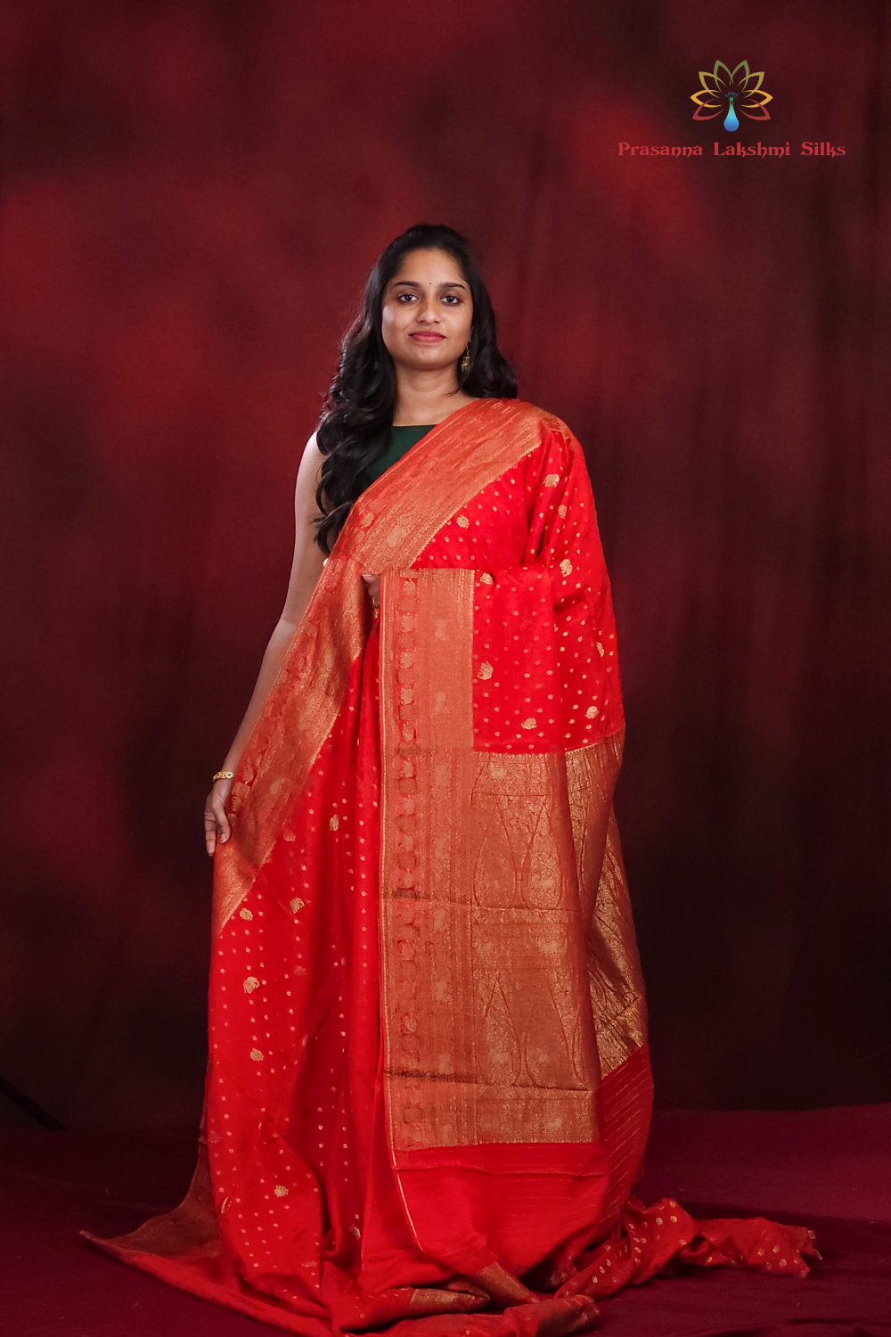Red Banaras Crape Sarees – Prasannalakshmisilks
